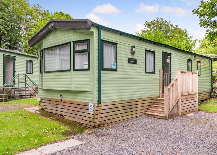 Gold Premium 2 Caravan, Slps 6, Parking & Decking - Windermere