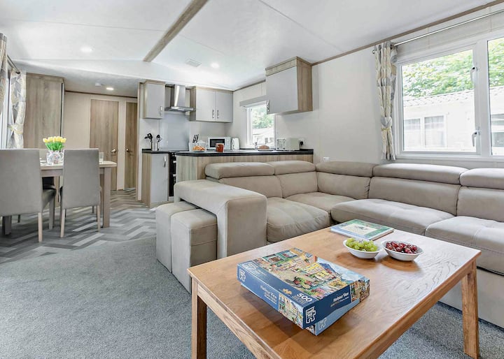 Gold Premium Caravan With Parking - Windermere, UK