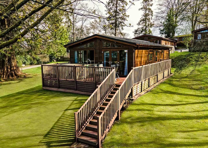 Deluxe 3 Lodge Slps 6 Parking, Ensuite & Decking - Windermere