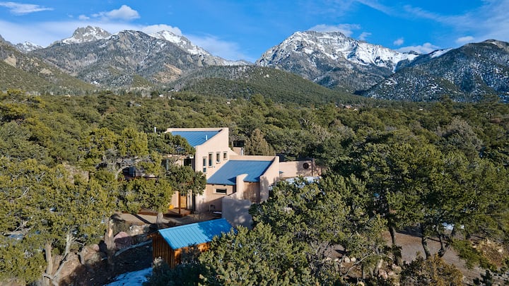 Goldmine Mountain And Sky Retreat - Crestone, CO