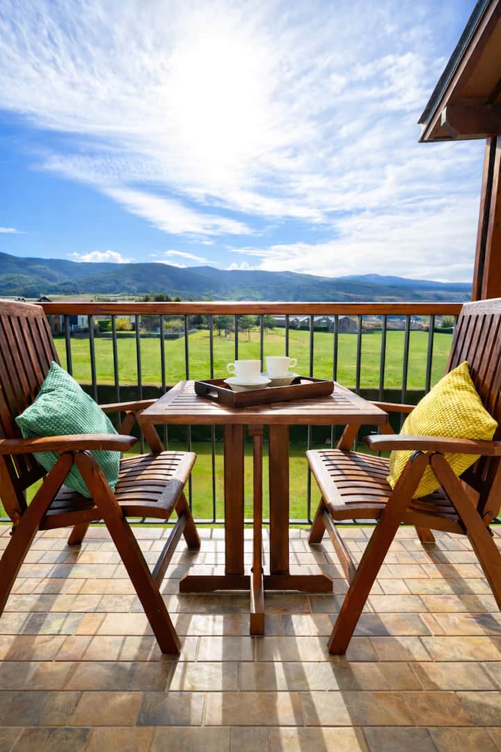 Cal Querol Palau, Parking, Fútbol I Tennis - Masella