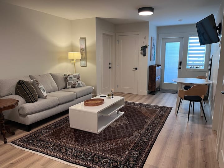 Brand-new Garden Suite Near Bear Mountain & Golf - Langford