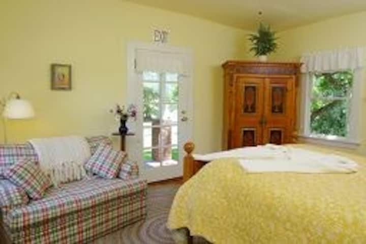 Bed And Breakfast In The Wine Country - Calistoga, CA