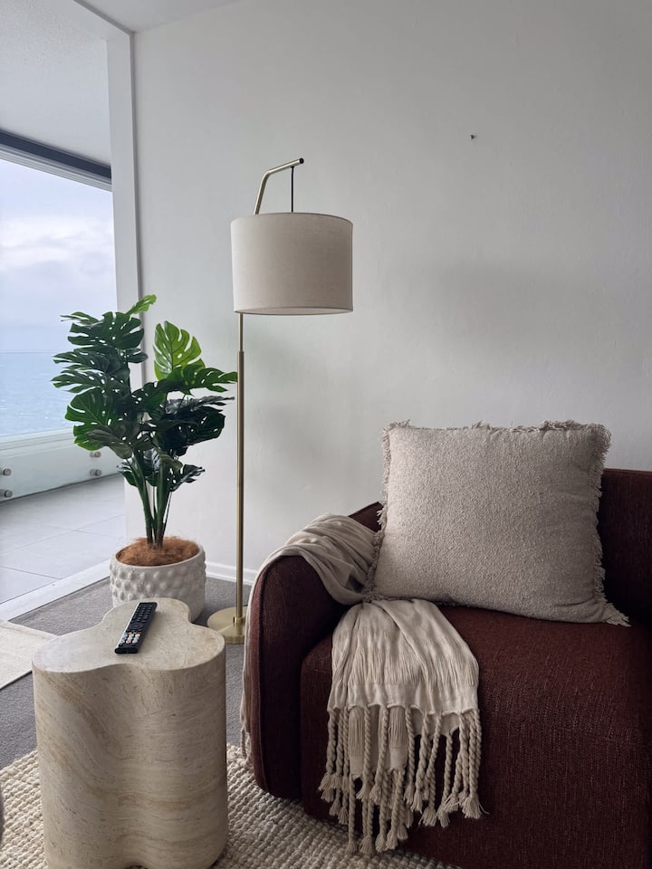 Cliffside 3br With 180° Ocean Views - Mosman