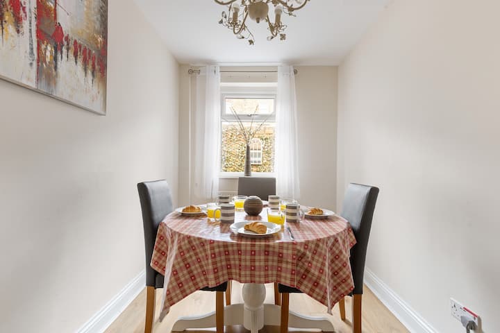 The Victoria - Victorian Home With Free Parking - York