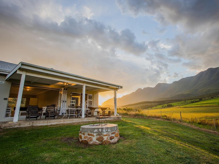 Spacious Country Cottage At Appelsbosch - Swellendam