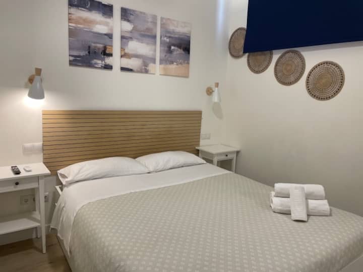Acogedor Apartamento Cerca Al Metro La Almudena. - Coslada