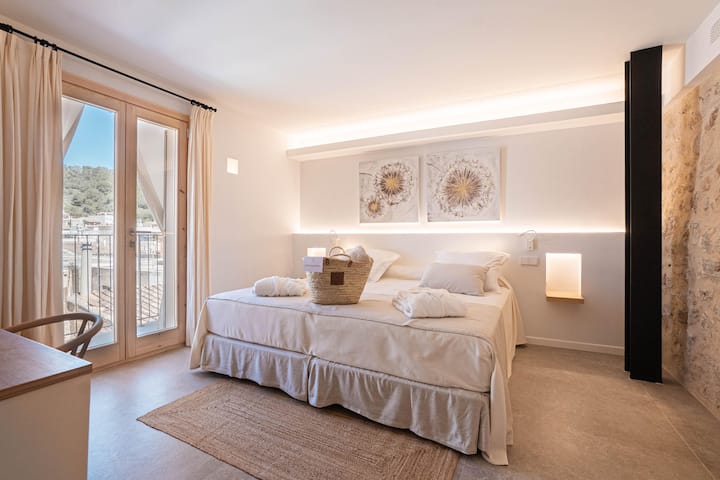 Vila Nova Suites & Spa - Doble Superior Con Balcón - Cala Mesquida