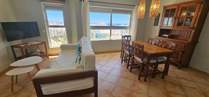 Vista Mar & Praia – Apartamento T1 Com Varanda - Armação de Pêra