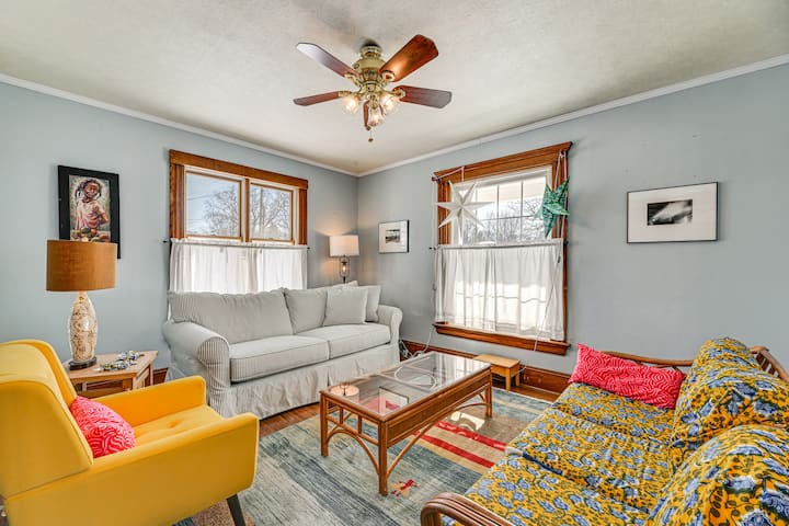 Charming Family Home W/ Seasonal Pool In Dansville - Stony Brook State Park, Dansville