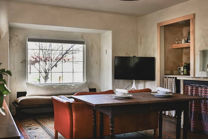 Dragonfly Cottage | Private Standalone Garden Gem - Page Springs Cellars, Cornville