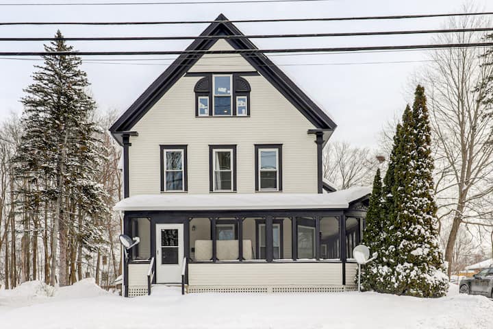 1 Mi To Main Street! Cozy Concord Apartment - Concord, NH