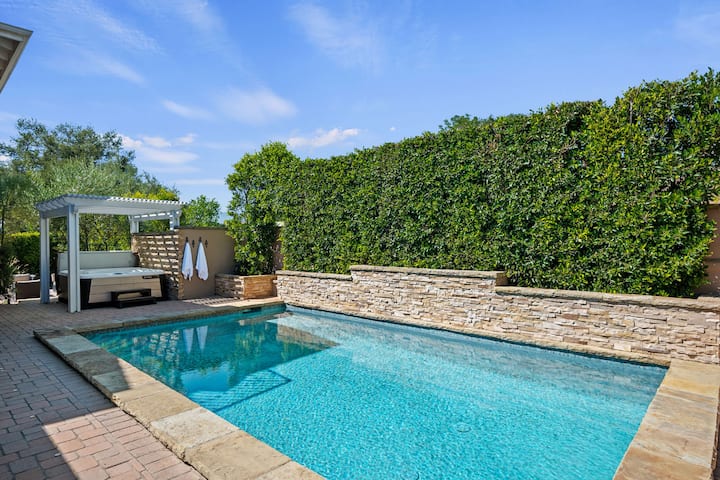 Foothill Oasis | Luxury Home In Santa Barbara - Santa Barbara, CA