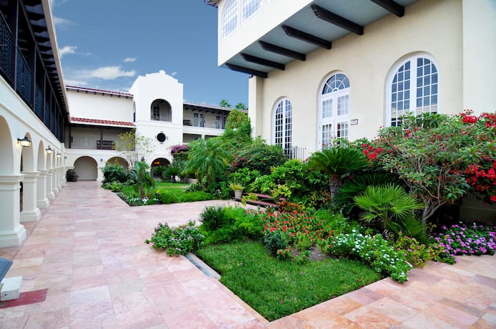 4 Relaxing Suites Near Rio Grande With Pools - Nuevo Laredo