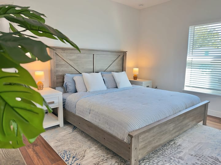 Updated 2br Home In The Heart Of Punta Gorda - Punta Gorda, FL