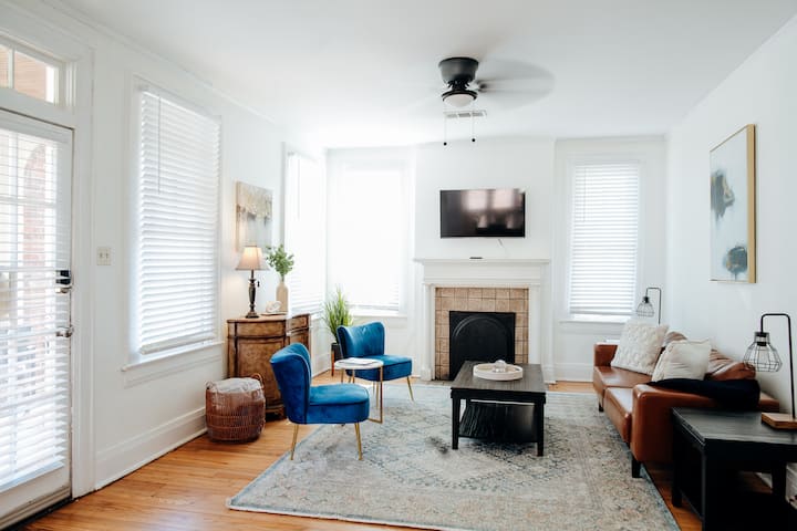 Charming 2br | Pet-friendly + Fast Wifi - 蒙哥馬利郡