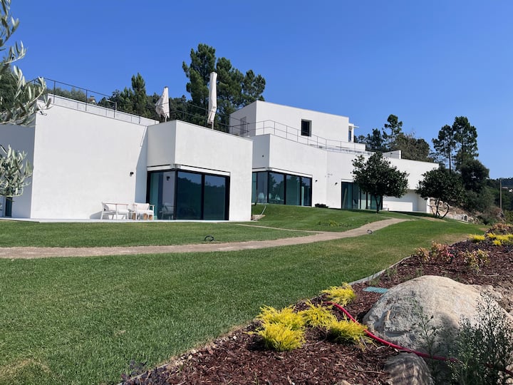 Casa Calmavista Premium Apartments - Cinfães