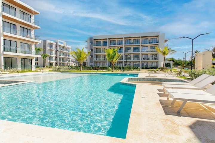 1br Apartment Pool, Golf, And Artificial Beach - Punta Cana