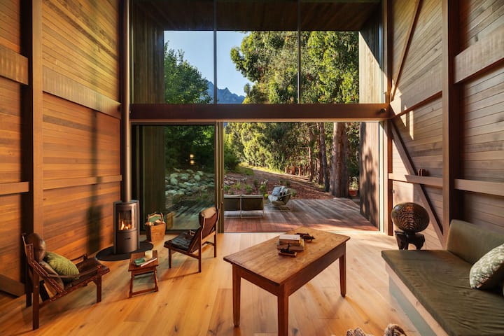 Ultimate Secluded Hideaway - Pekepeke Farm Cabin - Queenstown, New Zealand