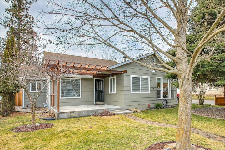 3 Mi To Coeur D'alene Lake! Cozy Mtn-town Getaway - Coeur d'Alene, ID