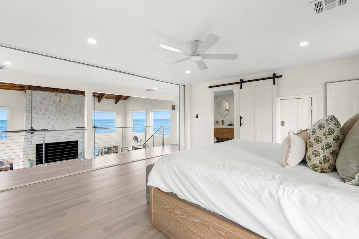 White Bay ~ Bayfront Serenity ~ 40' Dock - Houses for Rent in Duck Key ...