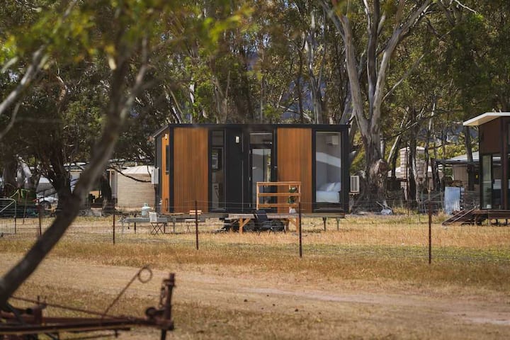 Bellellen Park 1 By Tiny Away - Stawell