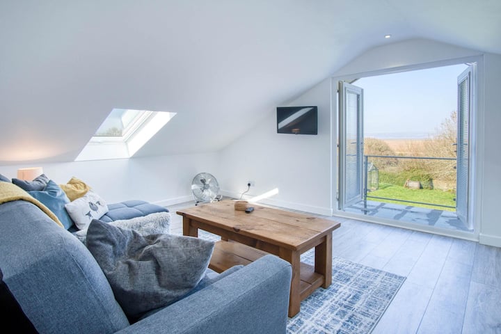 Y Llofft - 1 Bedroom Apartment - Llanrhidian - Llangennith
