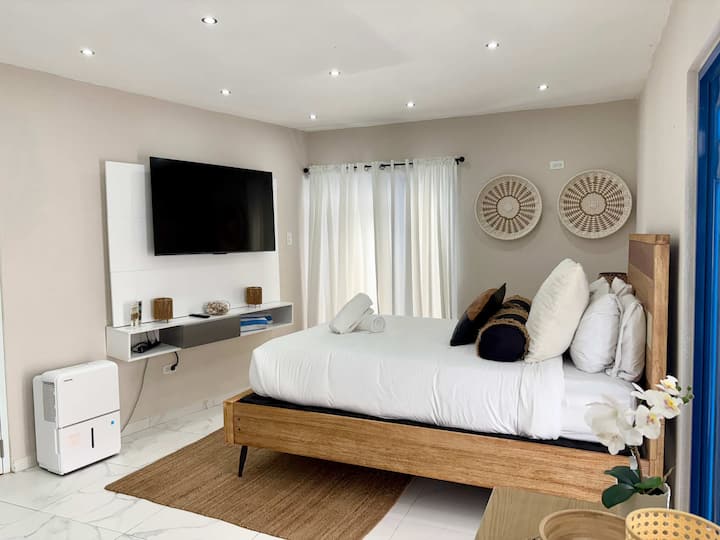 Salitre Studio | Walking To Beach And Shared Pool - Dorado