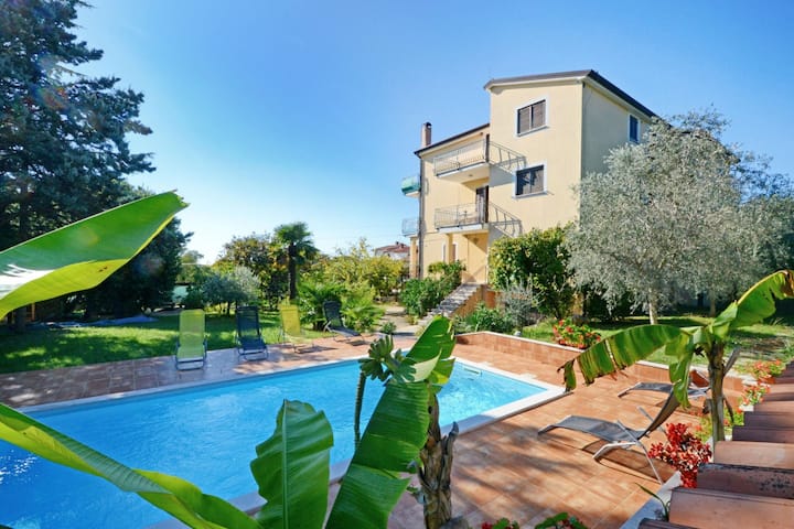 Appartement Avec Piscine Près D'umag - Pirano