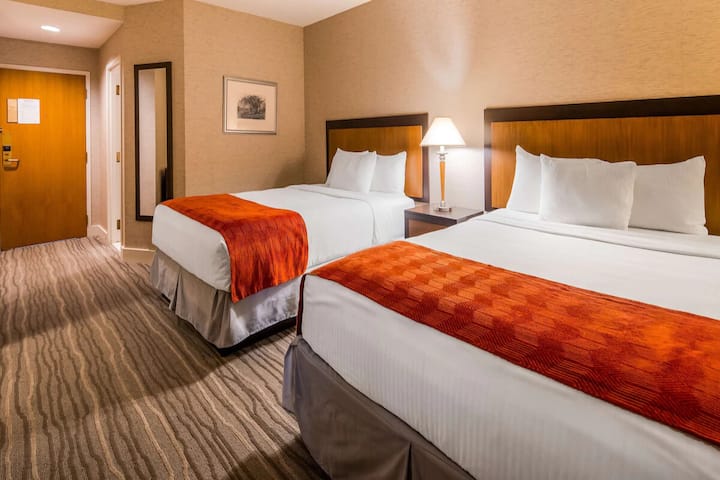 Family-friendly Escape Near Quassy Amusement Park - Newtown, CT