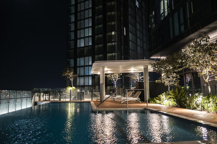 Perth City Hub Opp Arena, Gym, Pool, Free Parking - Perth