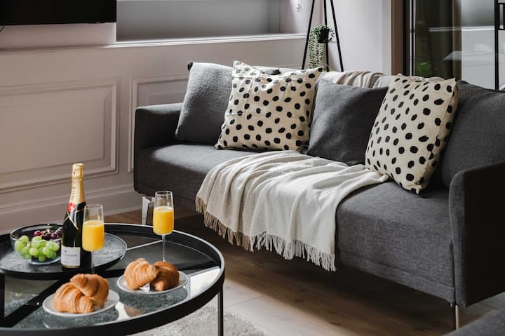 Central 2-bed, Walk To Chinatown & Theatres - Manchester
