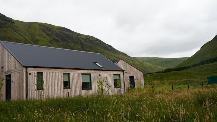 Cottage-famille-sdb Privée-vue Sur Montagne - Loch Tulla