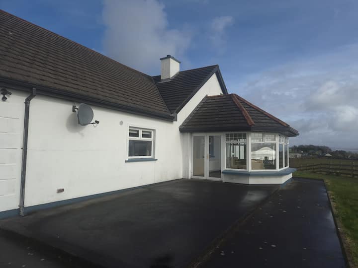 Corrs Hill Atlantic View - Mountcharles Donegal - Donegal