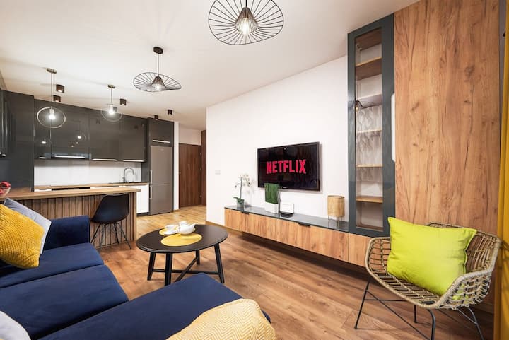 Modern Apartment For Family - Łódź