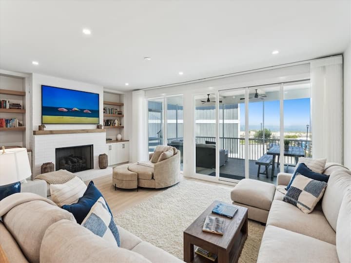 Oceanview Townhome W/ Hot Tub & Modern Design - Bethany Beach, DE