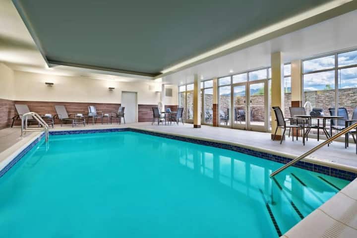 Near Yellowstone | Free Breakfast & Parking + Pool - Livingston, MT