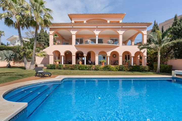 Beachside Villa With Great Sea View - Alhaurín el Grande