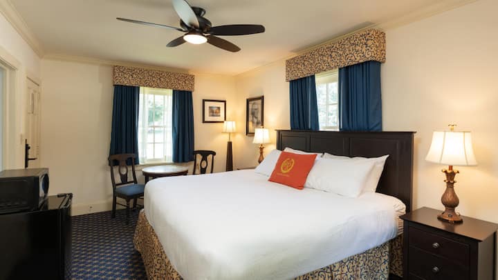 Colonial King | Westgate Williamsburg | Historic - Williamsburg, VA