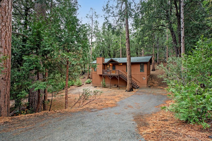 2br Mountain-view Cabin | Dog Friendly | W/d - Idyllwild-Pine Cove, CA