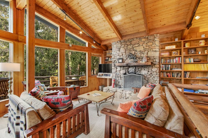 Charming 3br Mountainview Dog Friendly - 아이딜와일드-파인 코브