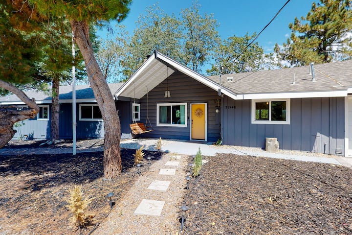 Charming 4br | Fireplace | Deck - 아이딜와일드-파인 코브