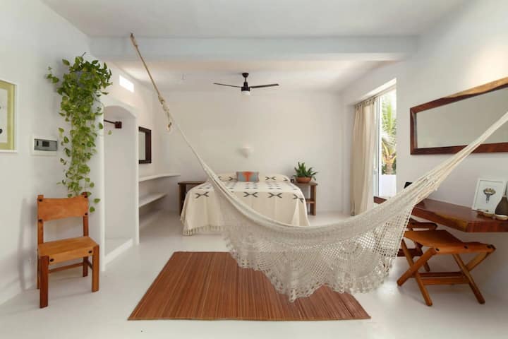 Entire Boutique Hotel • 6 Suites • Steps To Beach - Sayulita