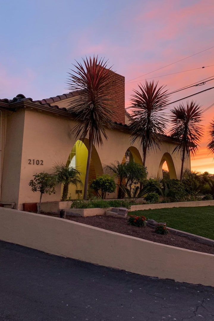 In-room Coffee, Mini-fridge And Microwave - Monterey, CA