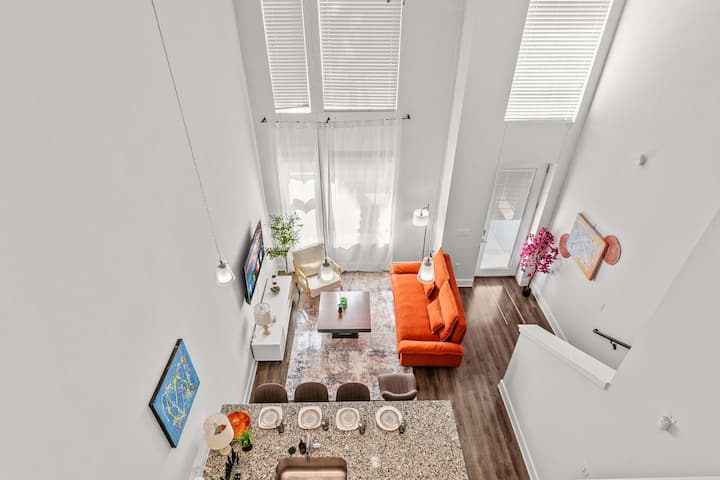 Luxury King Suite Heart Orlando: Pool & Gym Access - Winter Park