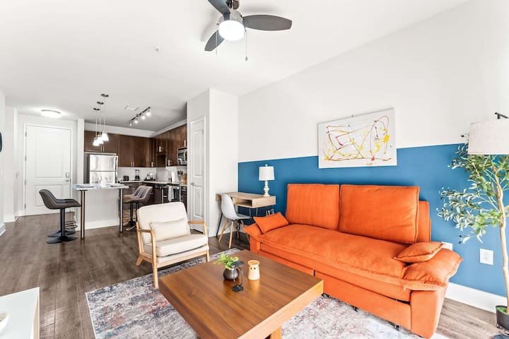 Upscale King Suite In The Heart Of Orlando W/ Pool - Winter Park, FL