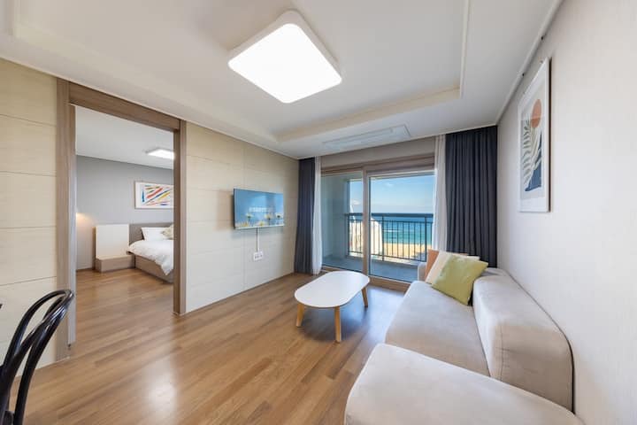#오션뷰 #반려동반 #속초해변 #수산시장  펫 스위트02q투룸오션뷰 - Sokcho-si
