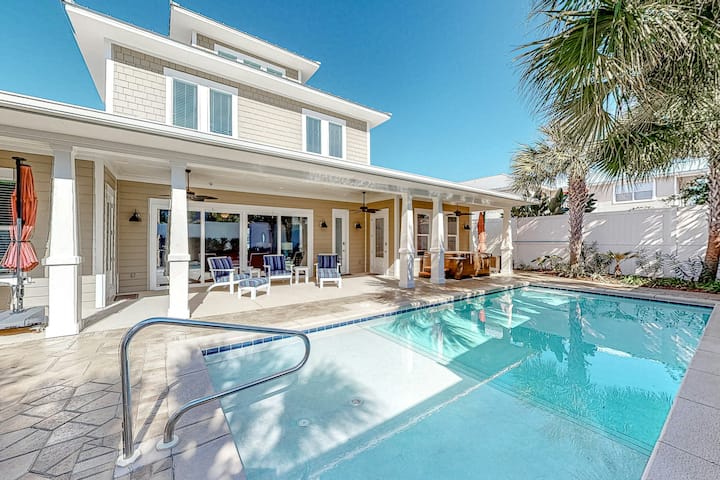 Beachside Craftsman With Pool, Hot Tub, Watchtower - Destin, FL