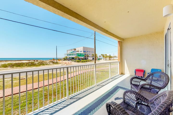 2br Oceanview 1st-floor | Balcony | Pool - Mexico Beach, FL
