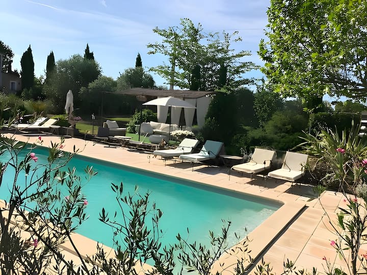 Gîte De Charme Au Pied Du Ventoux - Carpentras